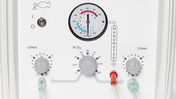 Giraffe Stand-alone Infant Resuscitation System | GE Healthcare | GE ...