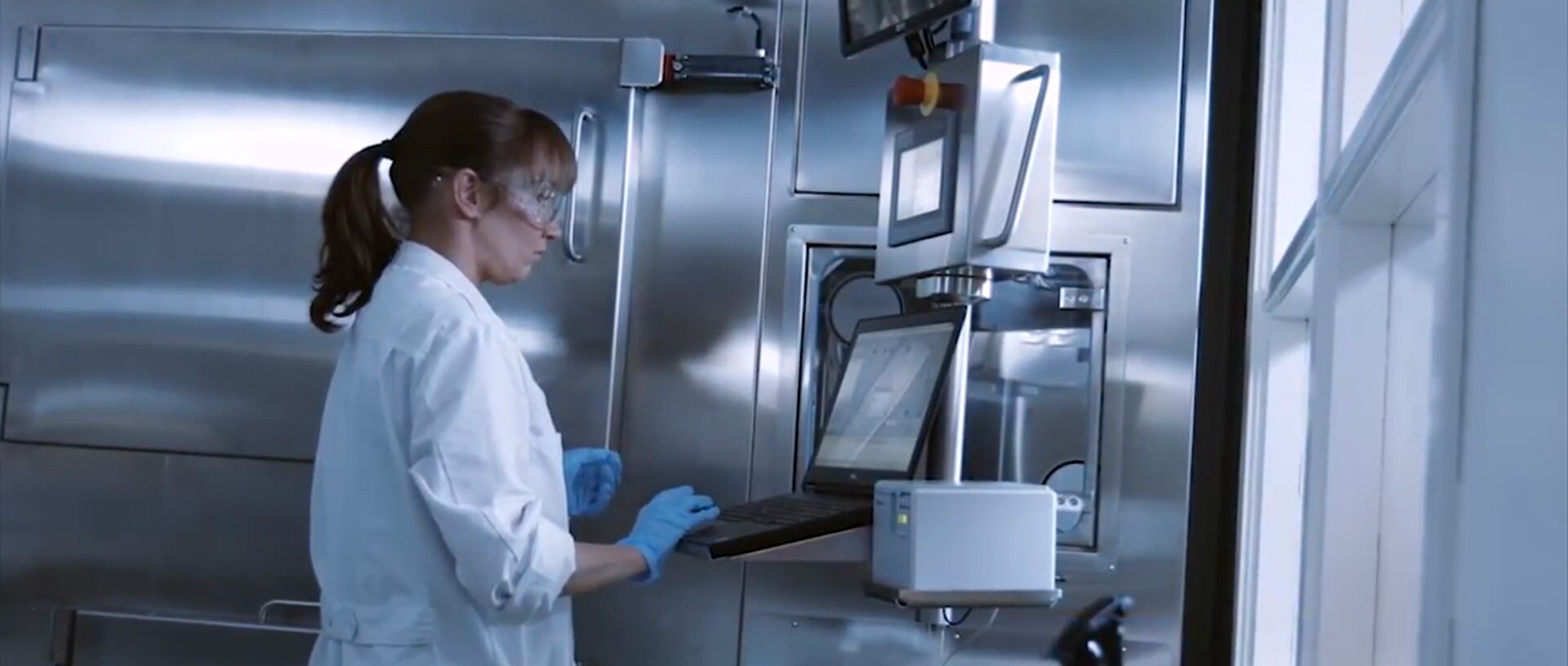 Tracercenter Solutions for PET Radiopharmacy | GE Healthcare (United ...